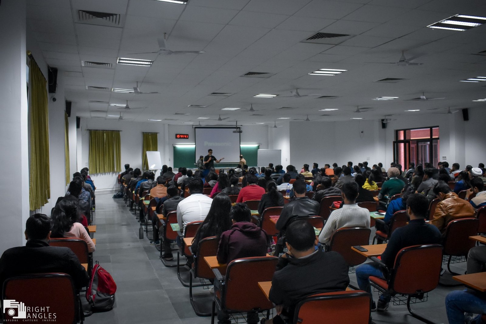 IIM Lucknow: Admission, Courses, Fees, Registration, Eligibility, Dates ...